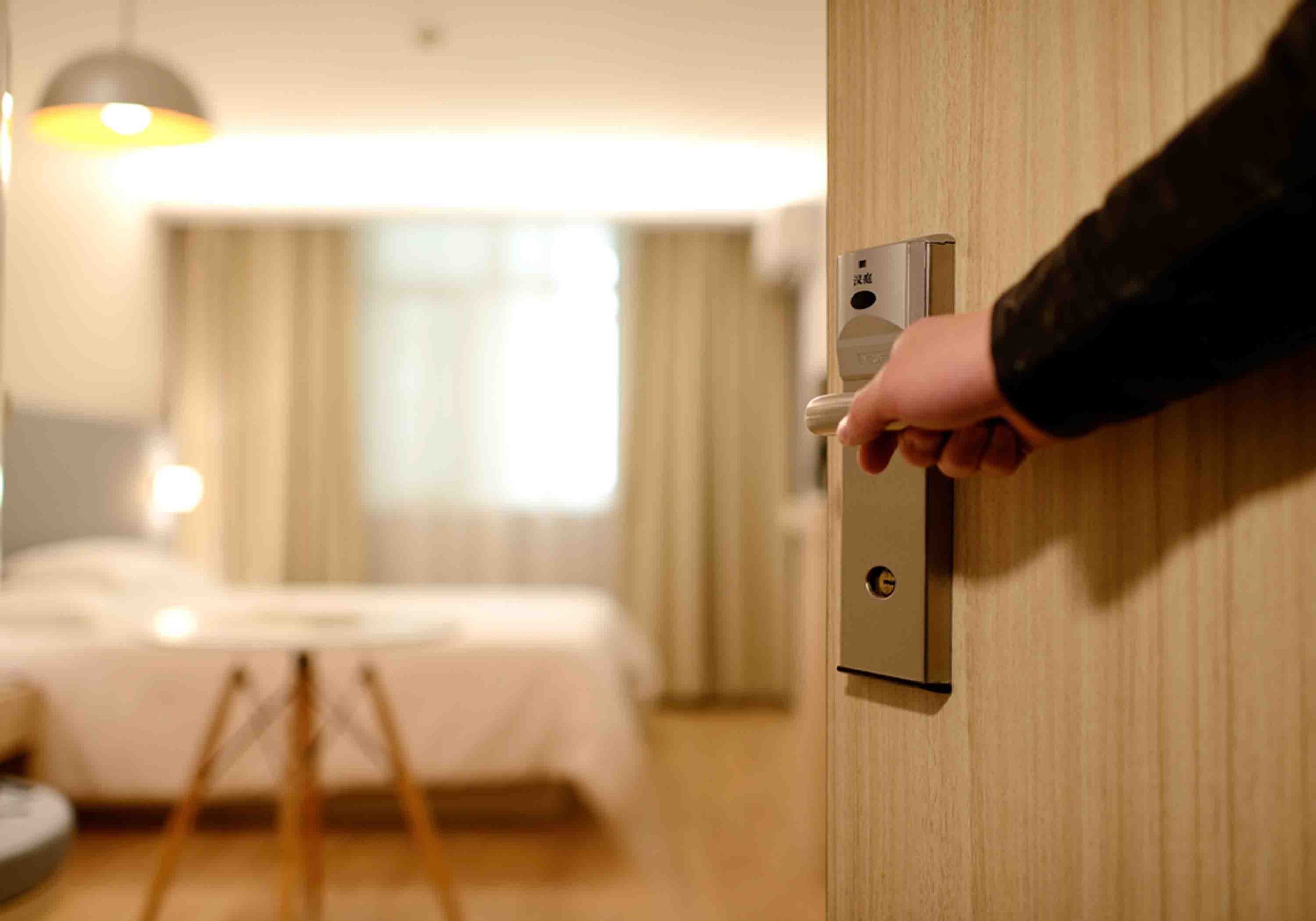 Radios para hoteles: Una forma eficiente decomunicarse con su personal